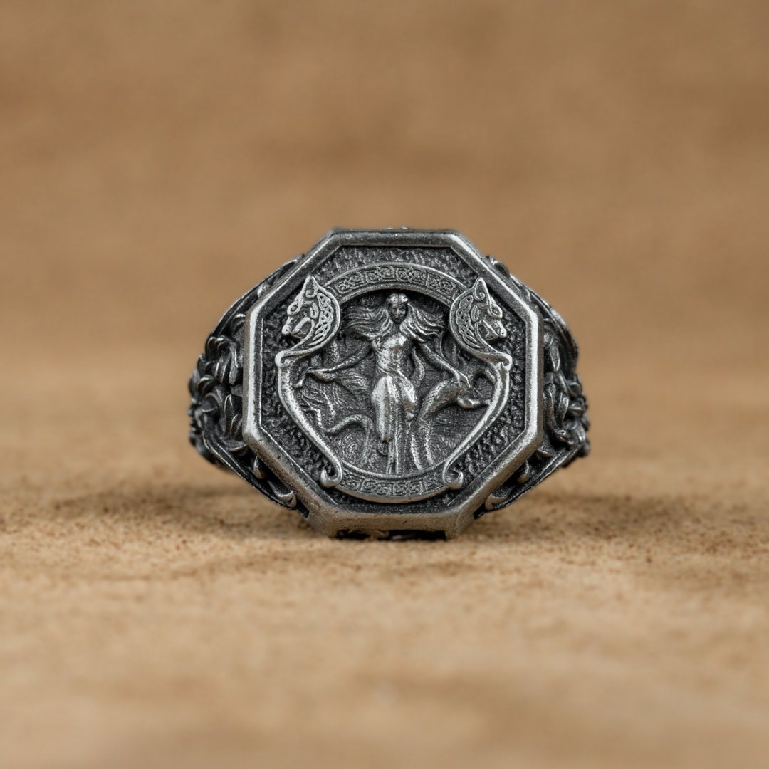Celtic Mara Silver Ring, Mythology Mara the Viking Valkyrie Signet Ring ...