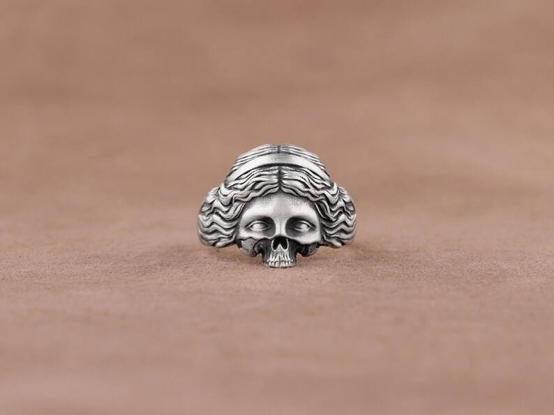 Aphrodite Skull Gothic Pinky Ring Goddes Venus Statement - Etsy