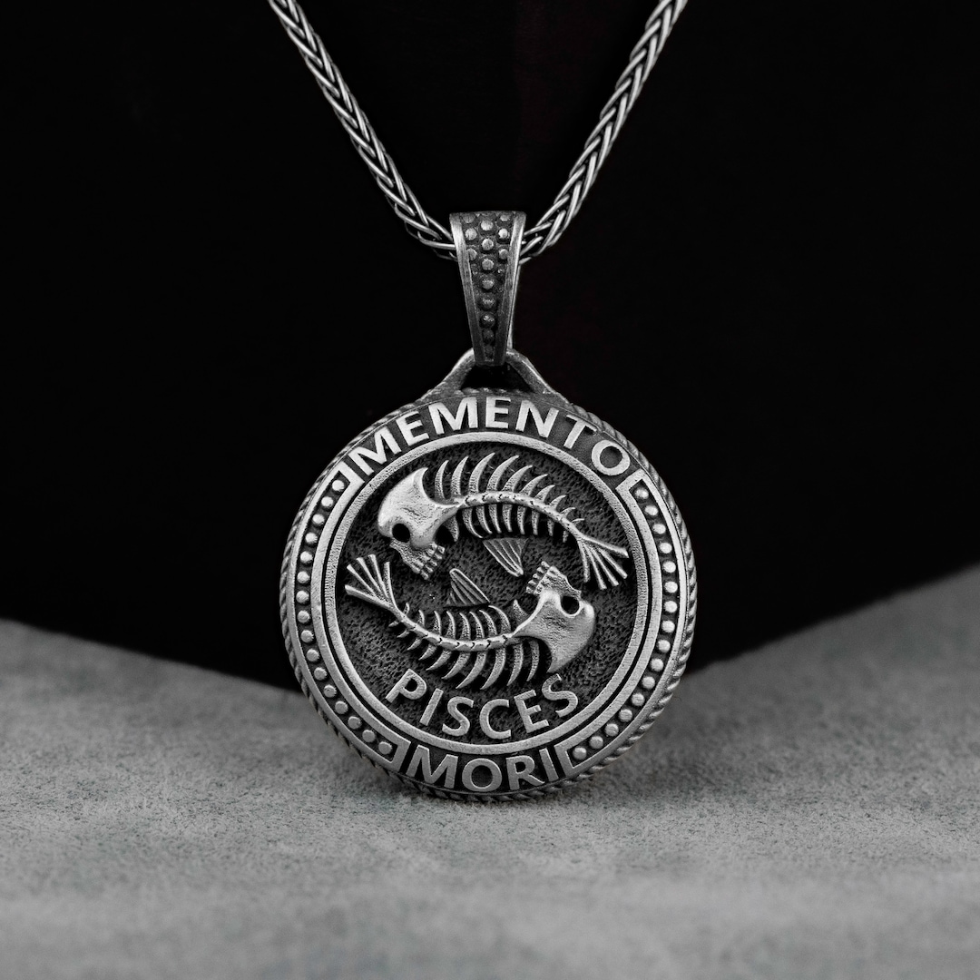 Pisces Memento Mori Münze Silber Anhänger, Silber Pisces Halskette in ...