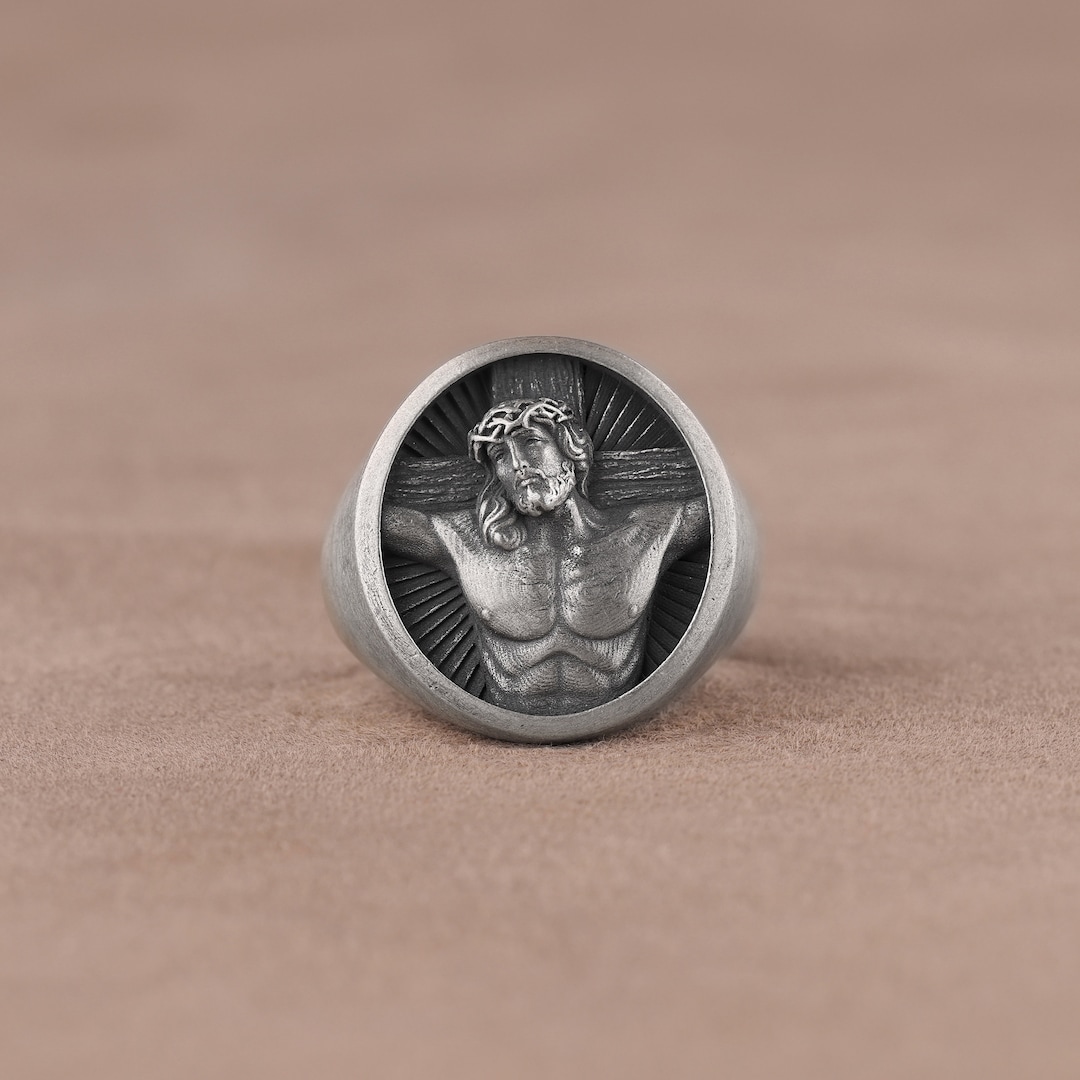 Engraved Crucifixion of Jesus Ring, Jesus Christ With Cross Oxidized ...