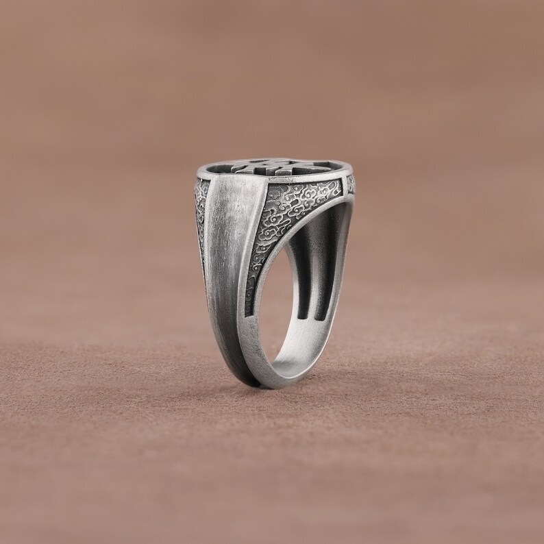 Japanese Kanji Sachi Engraved Statement Ring, Symbol of Happiness ...