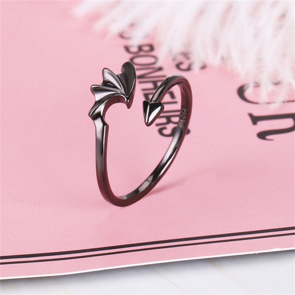 Wing Ring - Etsy