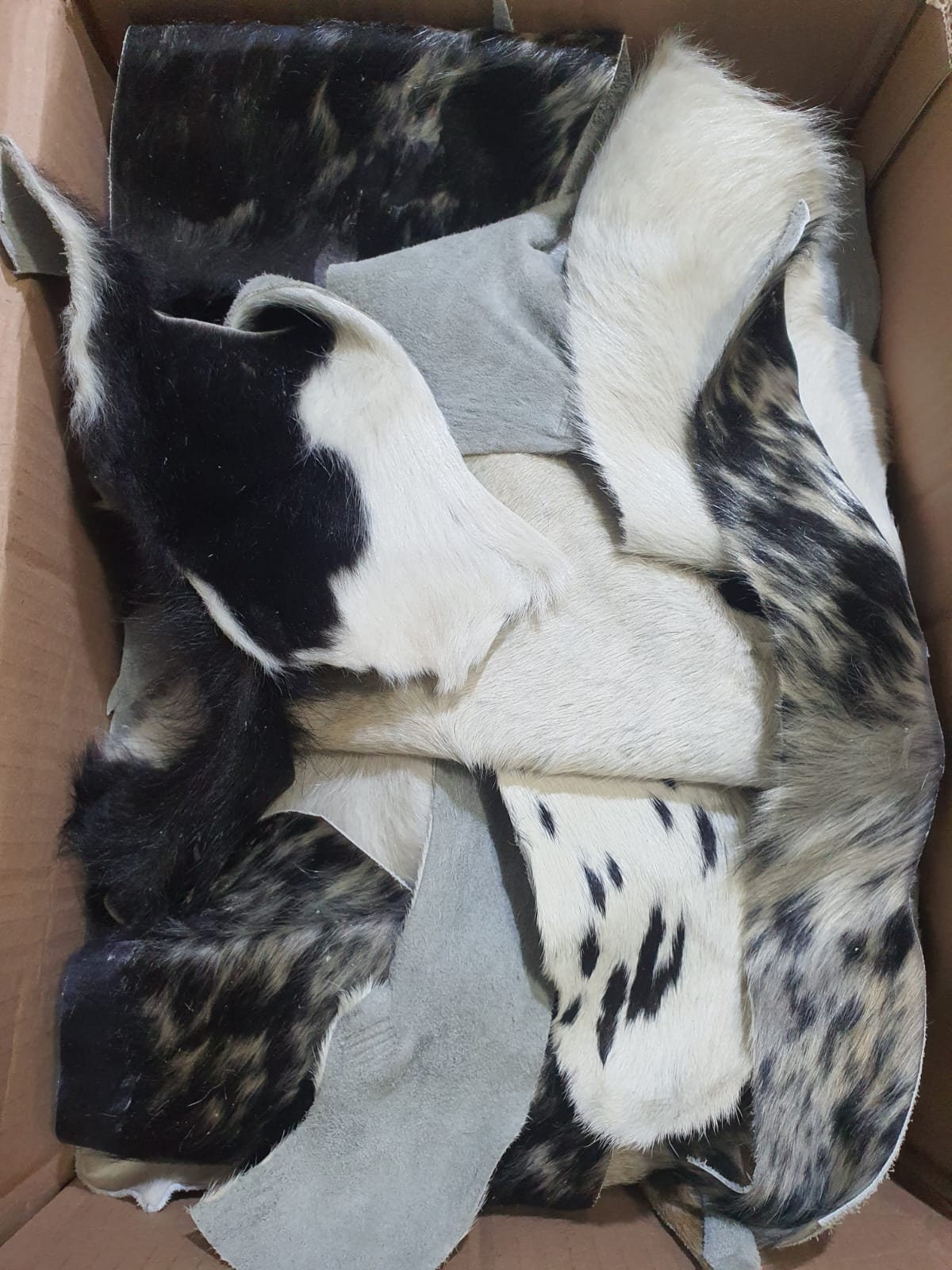 1 Kg Free Cowhide Scrape - Cowhide Upholstery Projects Material - Hair ...
