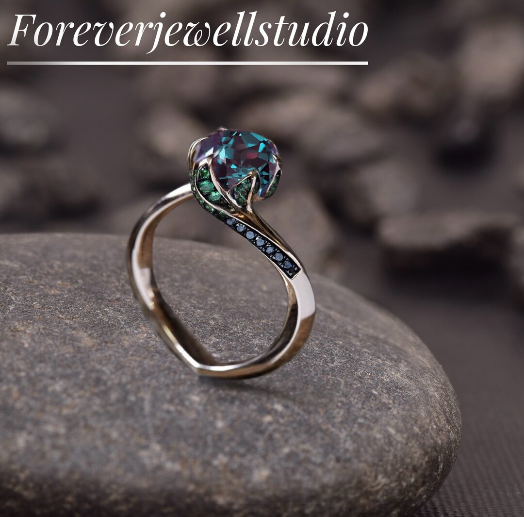 Alexandrite Engagement Ring, Color Change Alexandrite Stone Ring ...