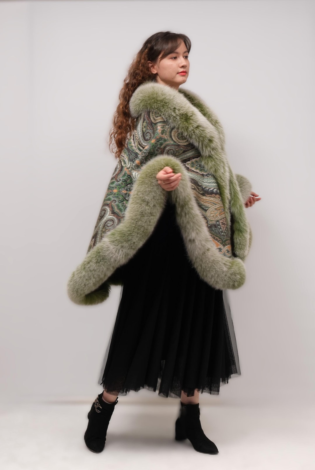 Refined Women’s Winter Cape – Merino Wool and Silk Blend Wrap With Fur ...