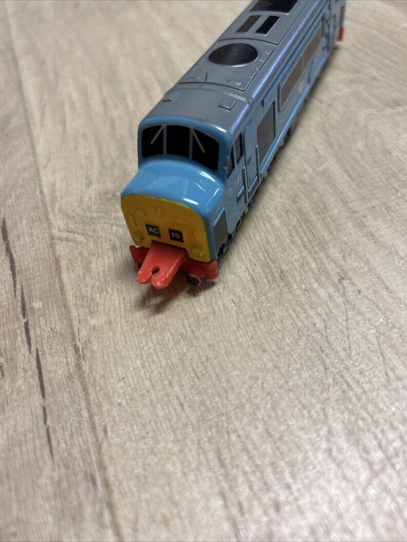 ERTL Thomas the Tank Engine & Friends Train DIESEL D199 Die Cast Train ...