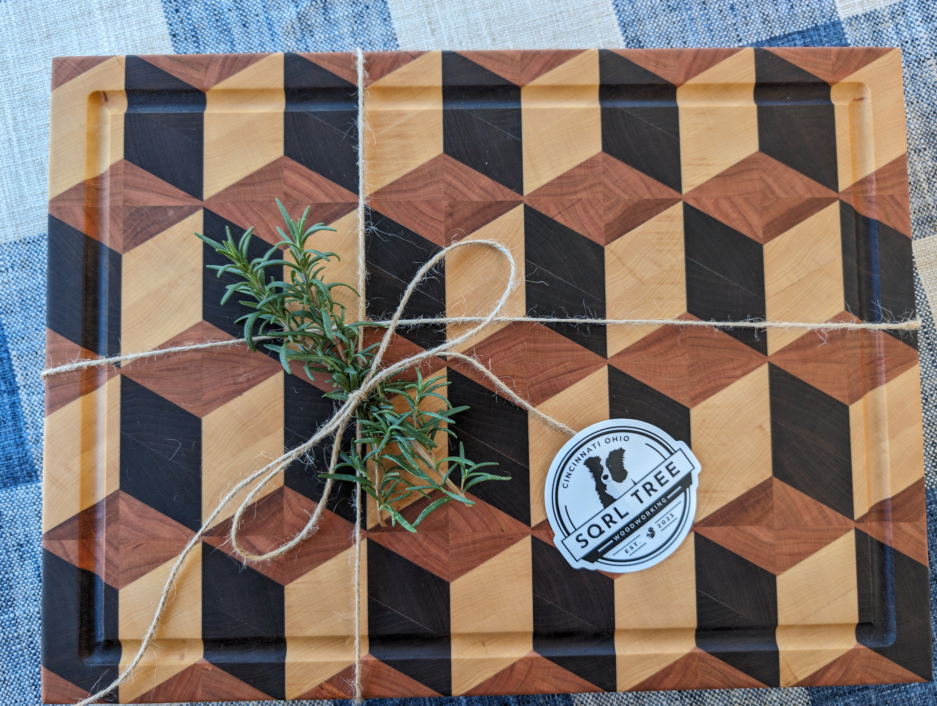 3D Cube Cutting Board - Etsy