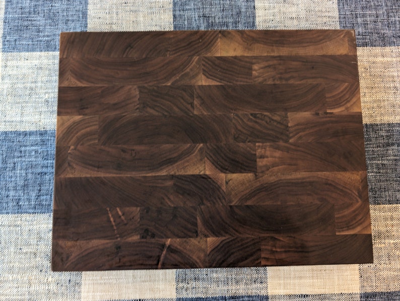 End Grain Walnut Cutting Board - Etsy
