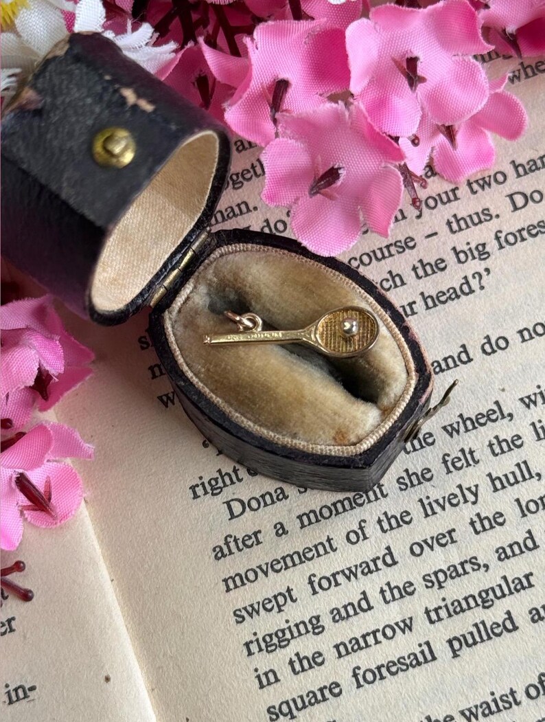 Vintage Tiny 9ct Gold Tennis Racket Charm Cropp & Farr - Etsy UK