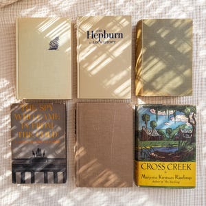 Neutral Vintage Book Bundle set of 6 Home Decor, Bookshelf Decor, Book ...