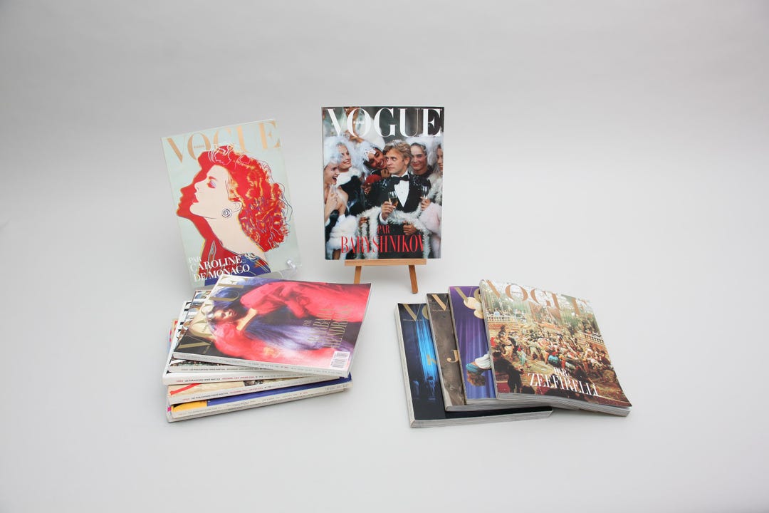 Vintage Vogue Magazines French Edition – 80s 90s December Issues, Sold ...