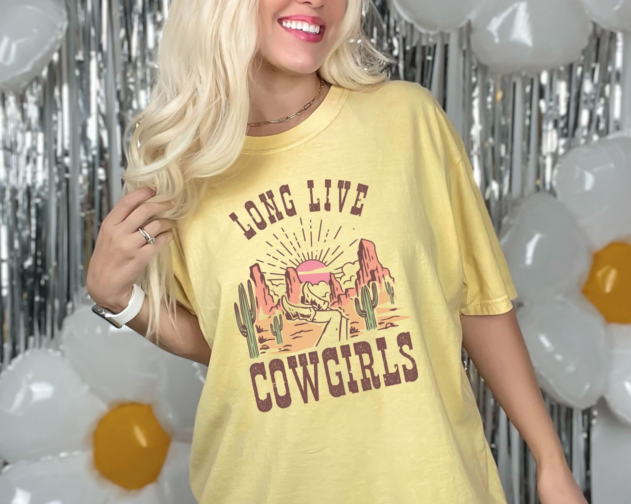 Long Live Cowgirls Sweatshirt SVG Pngwestern Cowgirl - Etsy