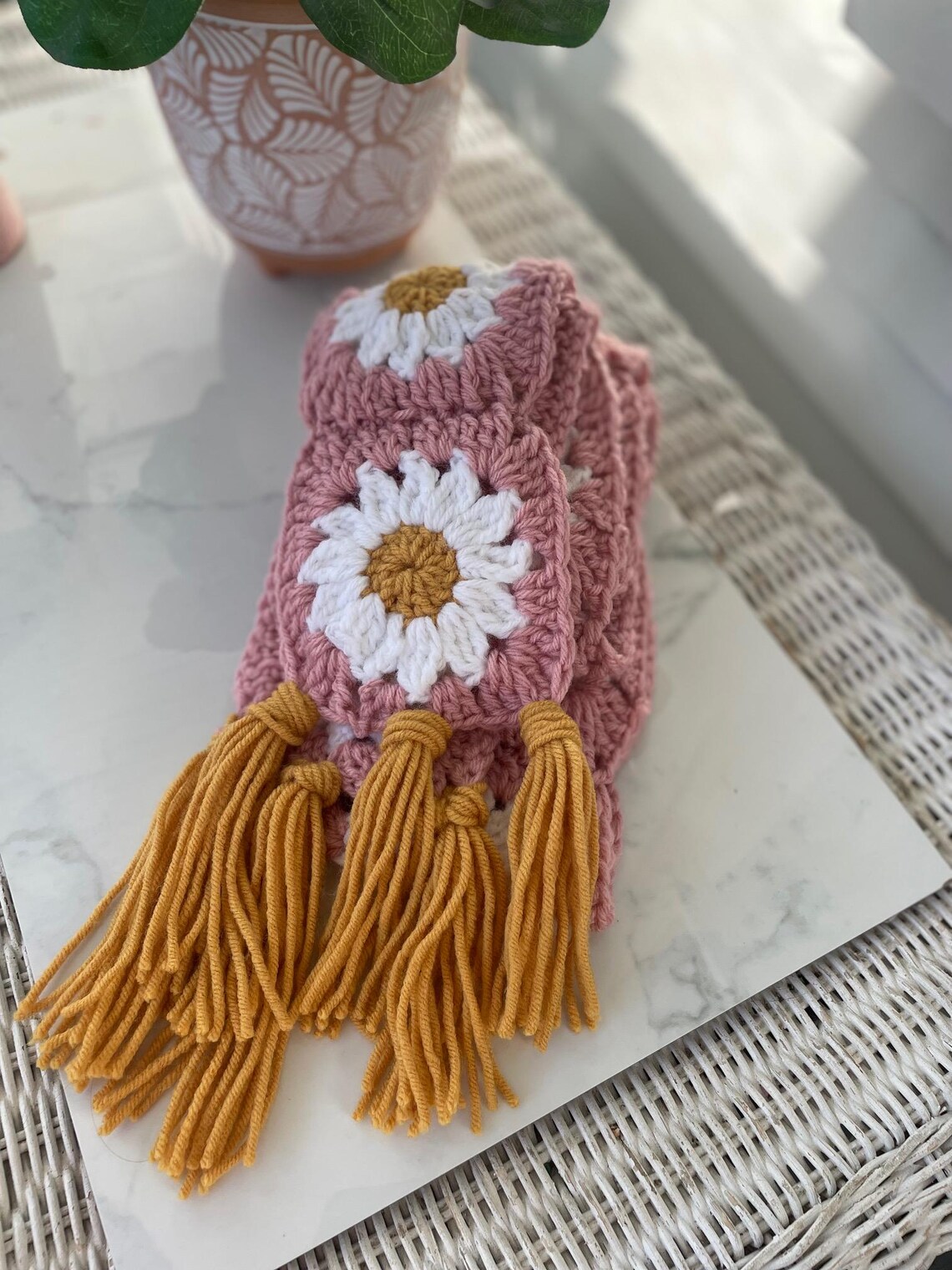 White Daisey Granny Square Pink Handmade Scarf - Etsy