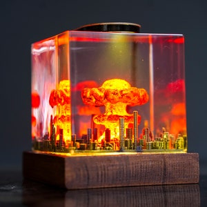 Atomic Bomb Lamp, Explosion Diorama Night Lights Nuke Bomb Fallout 4 ...