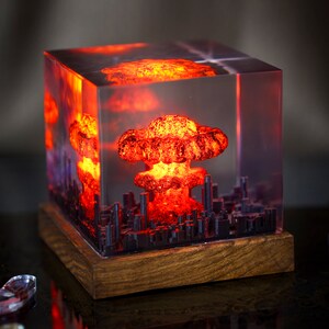 Explosion Bomb Resin Lamp, Atomic Bomb Resin Night Lights, Nuke Lamp ...