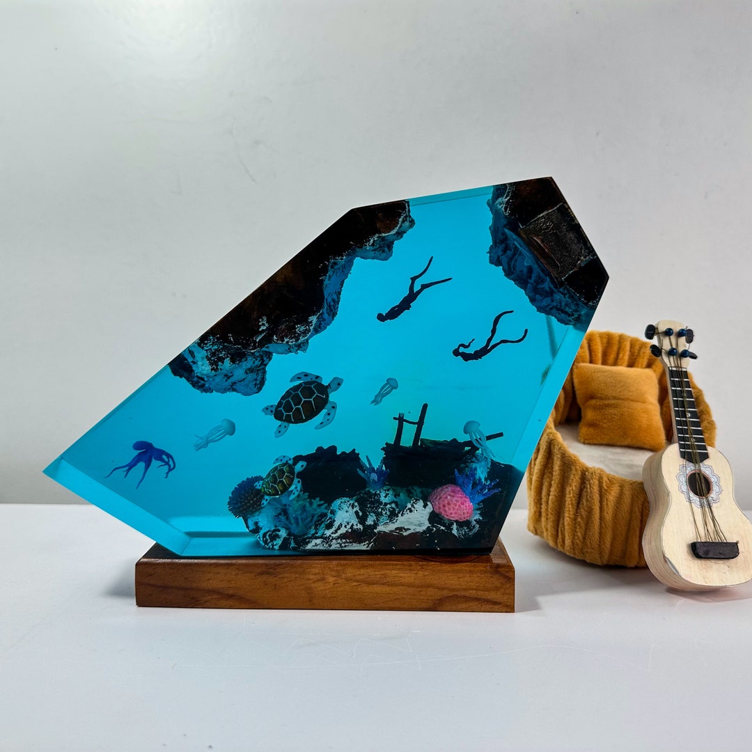 Ocean Paradise Lamp: Customizable With Whales Divers - Etsy