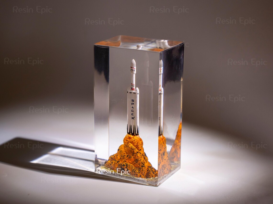 Spacex Falcon Heavy Resin Night Lights, Starship Diorama Lamp, Falcon ...