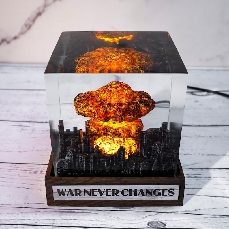 Fallout Inspired Resin Lamp – War Never Changes, nuke lamp fallout ...