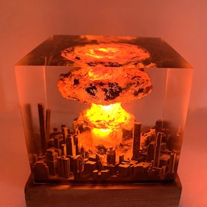Fallout Inspired Resin Lamp – War Never Changes, nuke lamp fallout ...