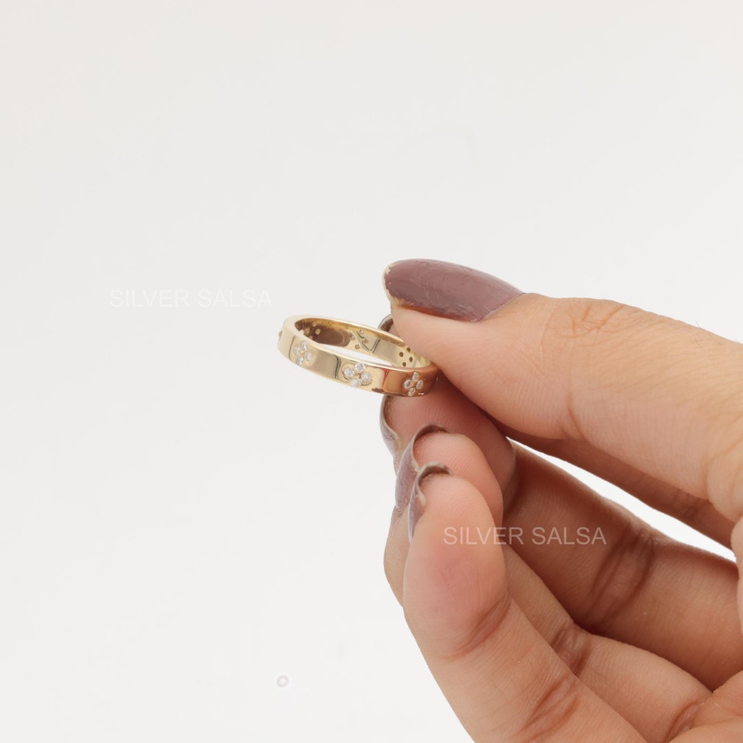 4 Mm Round Cut Diamond Wedding Band Flush Set Eternity Moissanite ...