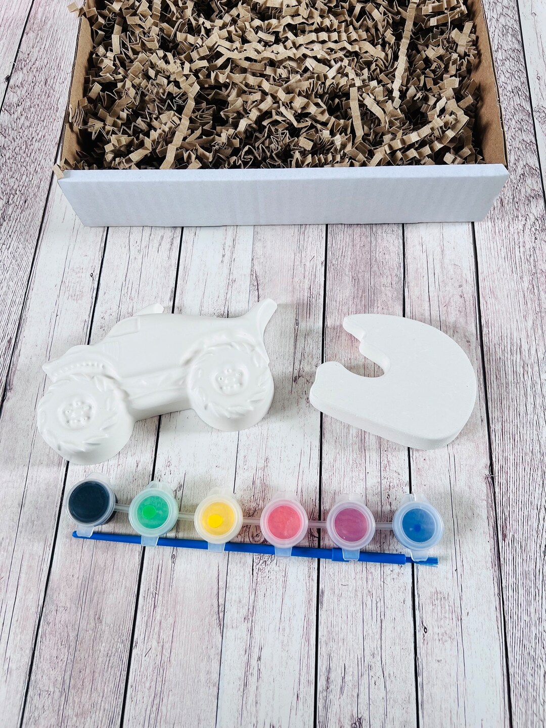 Megalodon Monster Jam Plaster of Paris Craft Box - Activity Set - Room ...