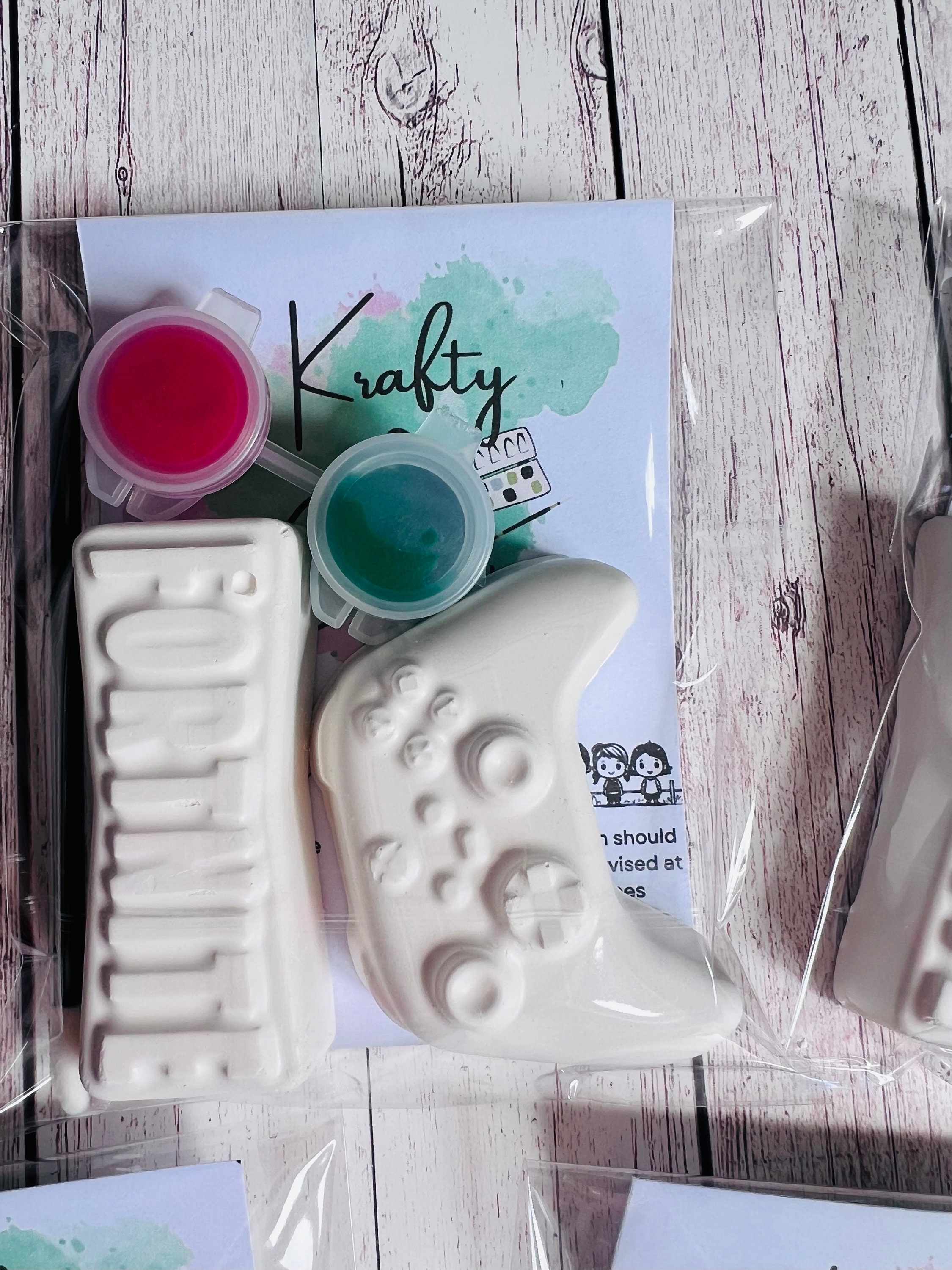 Paint Your Own Plaster of Paris Gaming Controller Set - Activity Set ...