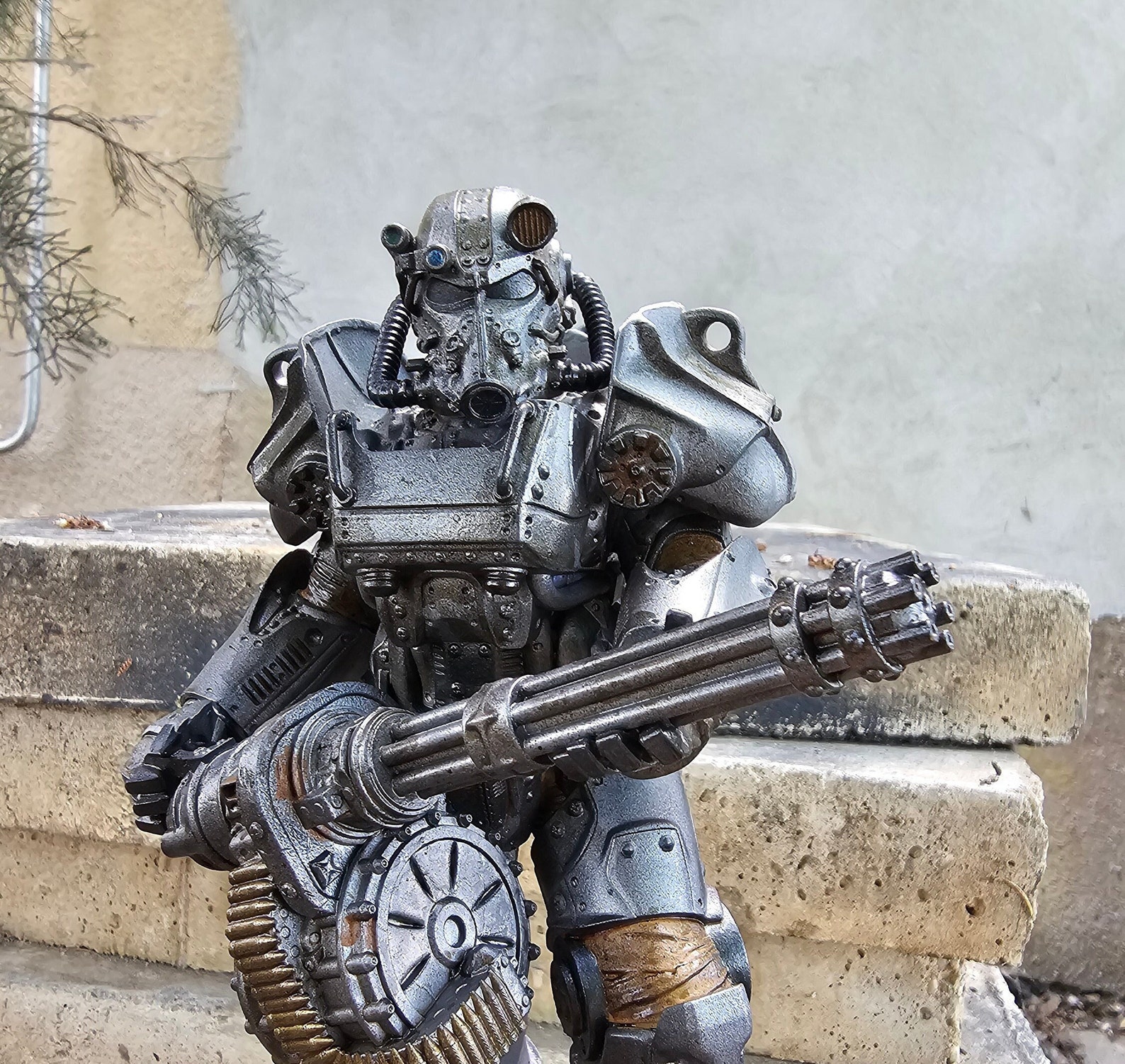 Fallout T-60 Power Armour Statue With Mini Nuke, Fully Detailed, Hand ...