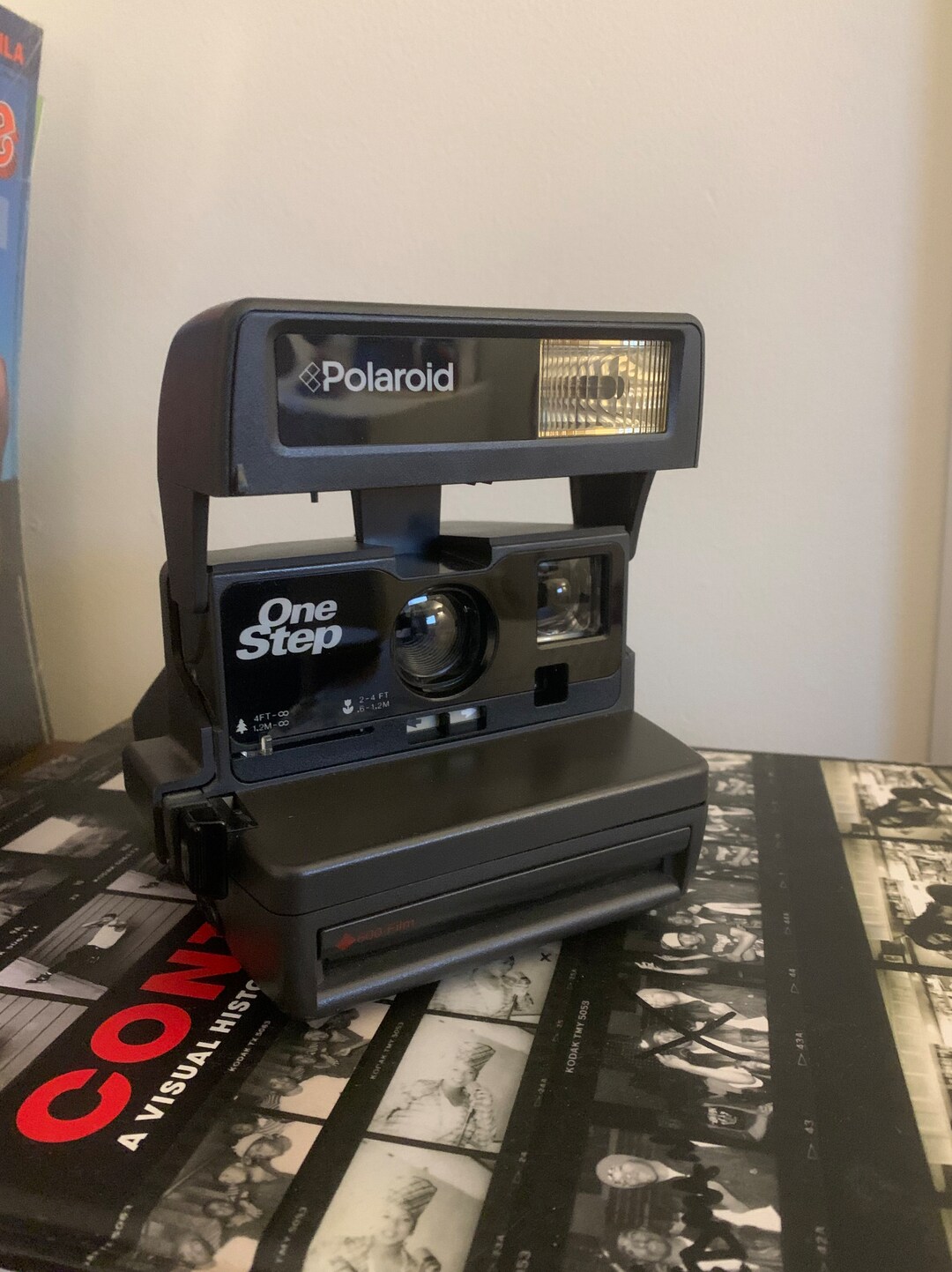 Polaroid One Step Close-up 600 Instant Camera - Etsy
