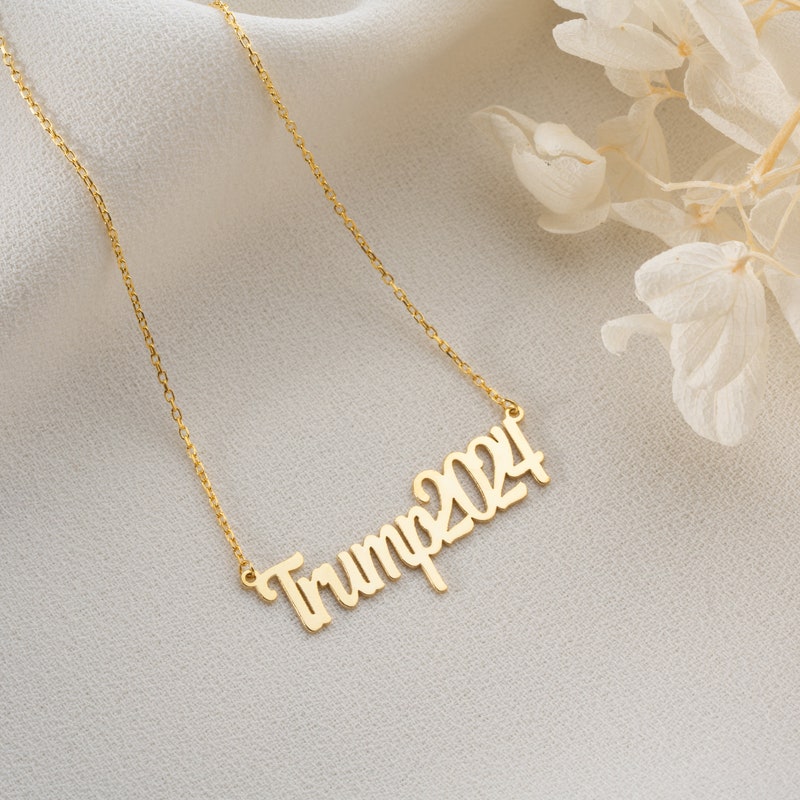Melania Trump Necklace - Etsy