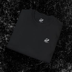Retro Themed Planet Saturn Shirt | Modern Streetwear Everyday Shirt ...