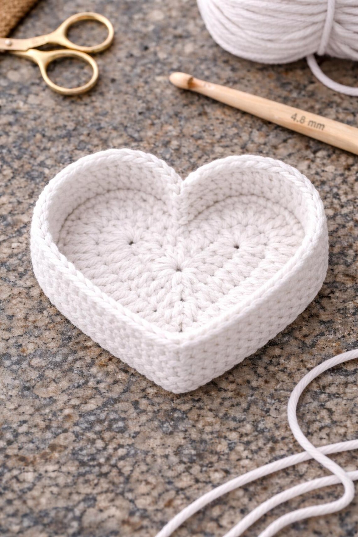Heart Trinket Tray Crochet Pattern | Sculptural Jewelry Holder (PDF ...