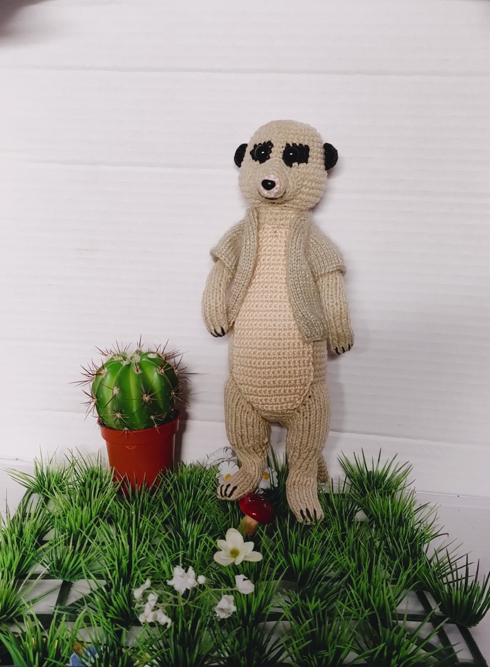 Knitted Meerkat, Crocheted Meerkat,mongoose Family, Small Upright ...