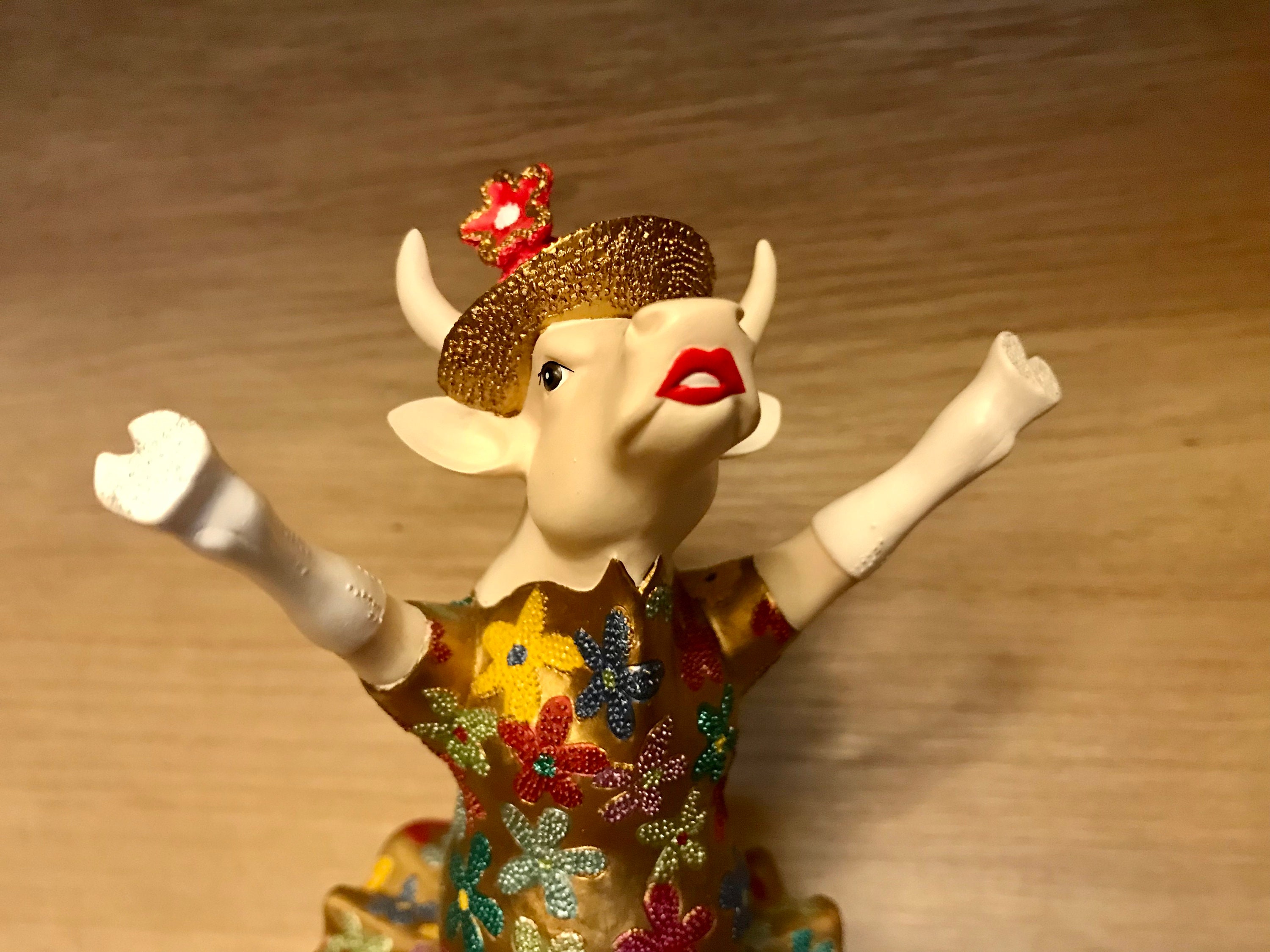 Cow Parade Dancing Diva Vintage 2001 - Etsy