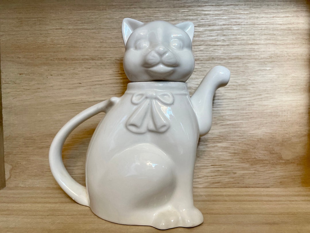 Vintage White China Cat Teapot - Etsy