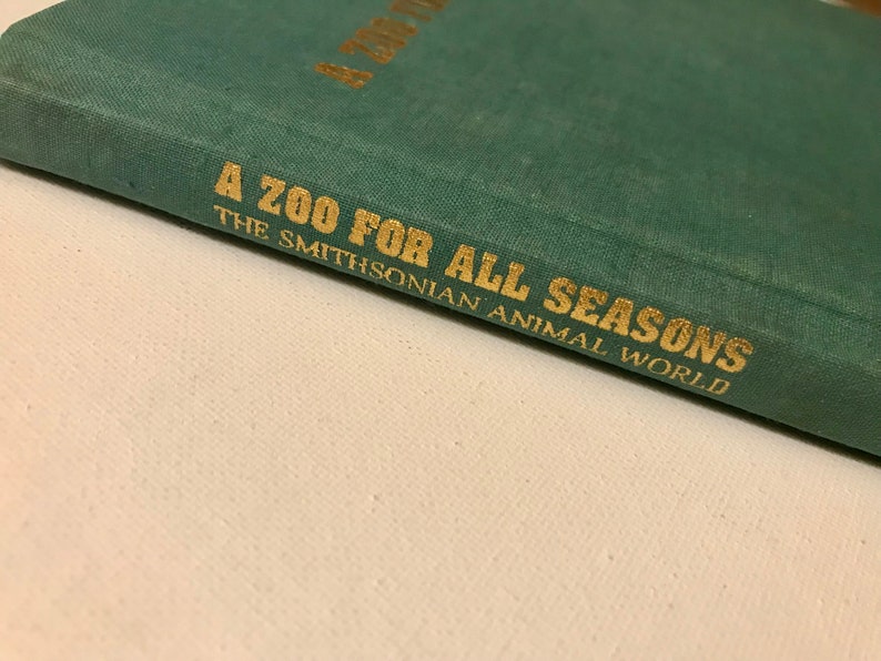 A Zoo for All Seasons, the Smithsonian Animal World, Hardcover 1979 - Etsy