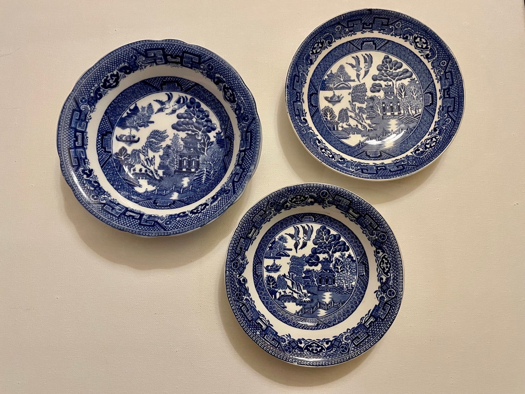 Three Vintage Blue Willow Print Porcelain Saucers; Vintage Wall Decor ...