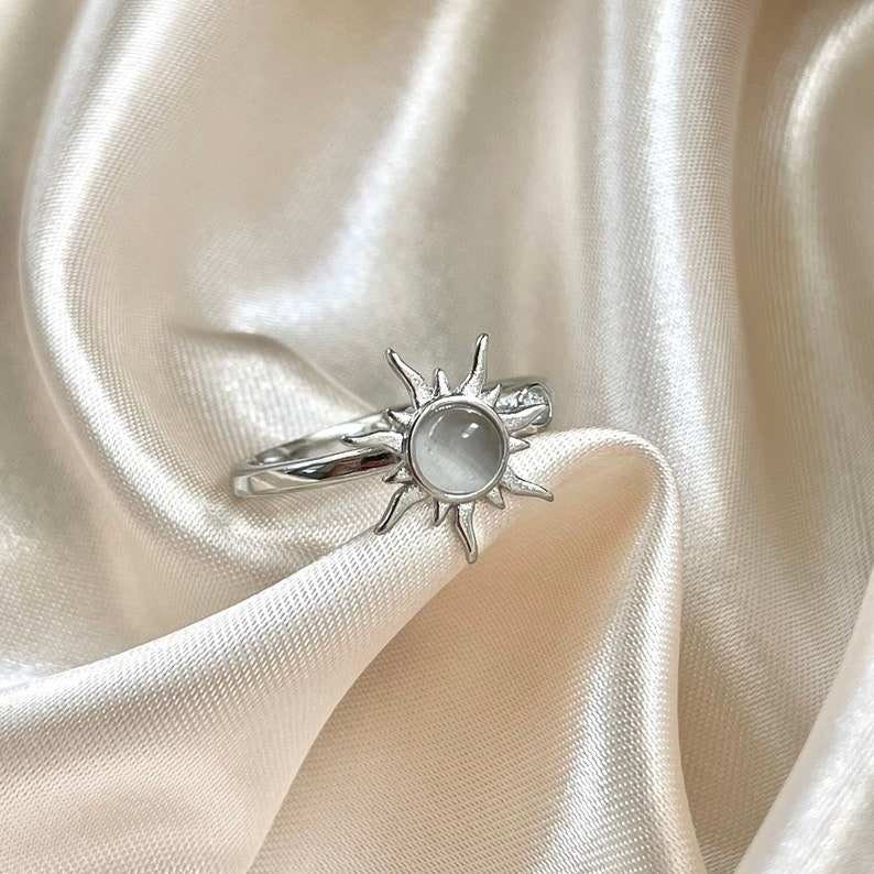 Mindful Spin Rings: A Fidget Aid for Anxiety and Meditation With Gold ...