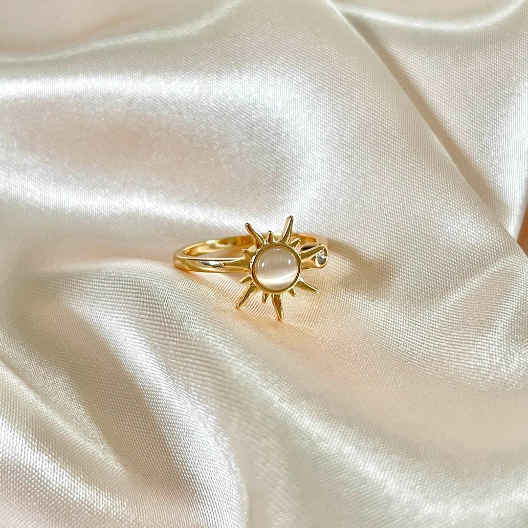 Mindful Spin Rings: A Fidget Aid for Anxiety and Meditation With Gold ...