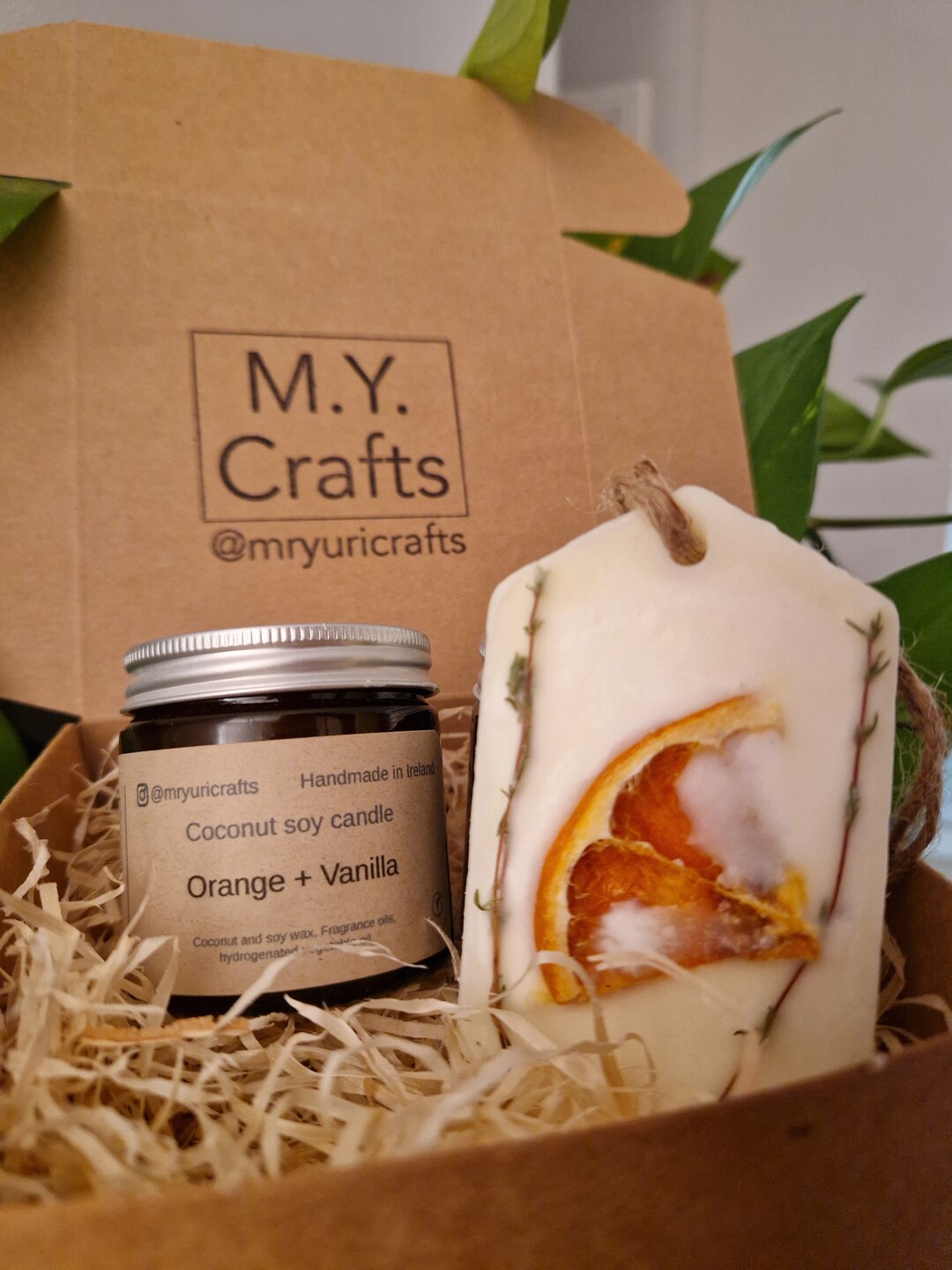 Small Gift Set Wardrobe Hanger 50g Candle - Etsy