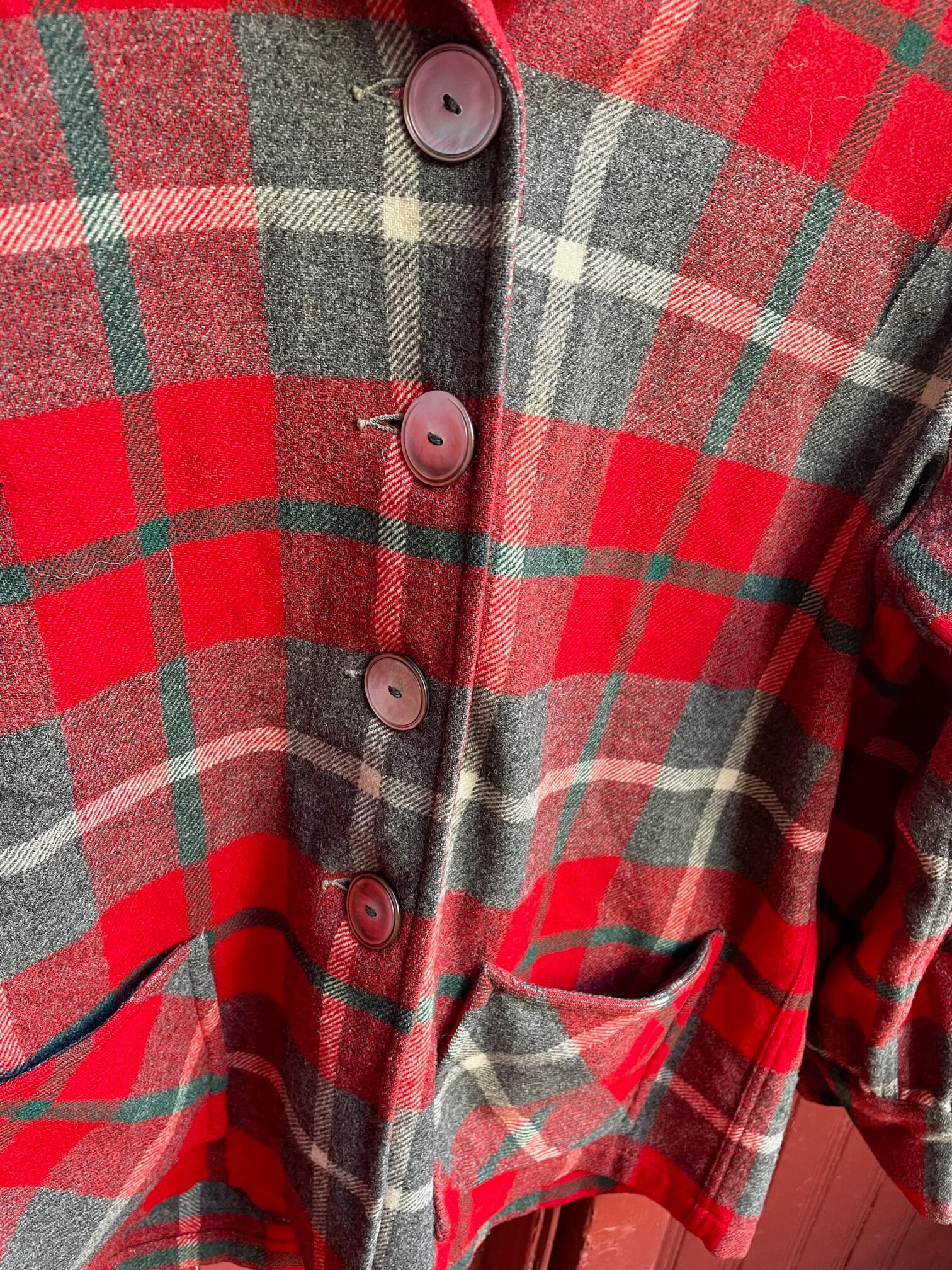 Pendelton 49er Jacket Womens Large Red Black Plaid Wool Button Vintage ...