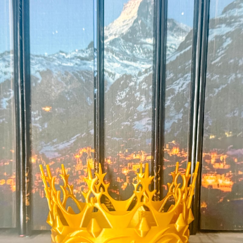 Bookshelf Crowns - Etsy UK