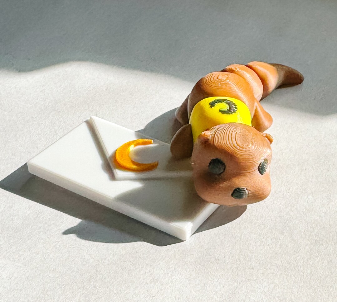 Miniature Mail Otter Figure | Crescent City Fan Art - Etsy