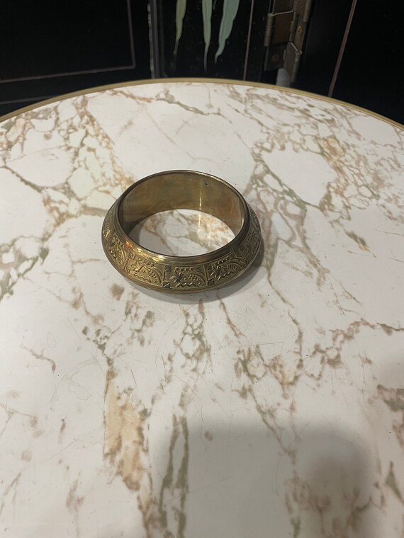 Vintage Brass Bird Design Gem