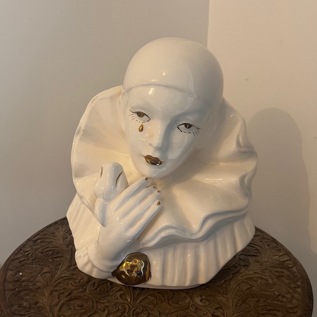 27cm Large Vintage Porcelain Pierrot Clown Figurine/statue - Etsy