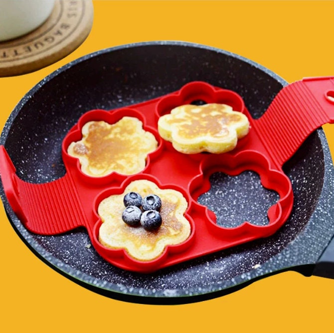 Pancake Molds Christmas
