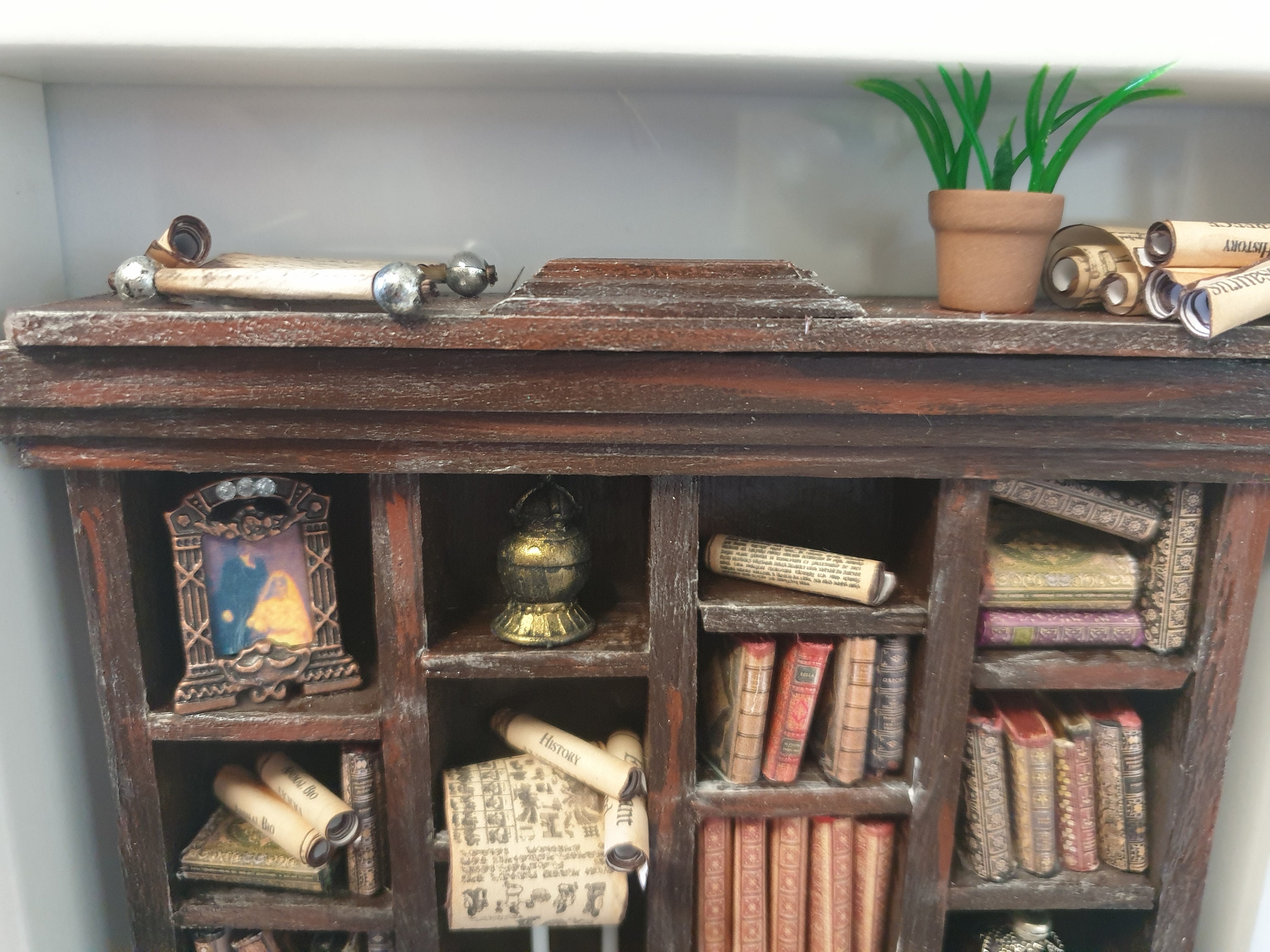 Miniature, Bookshelf, Diorama, Dnd, Dollhouse, Haunted, Spooky, Witch ...