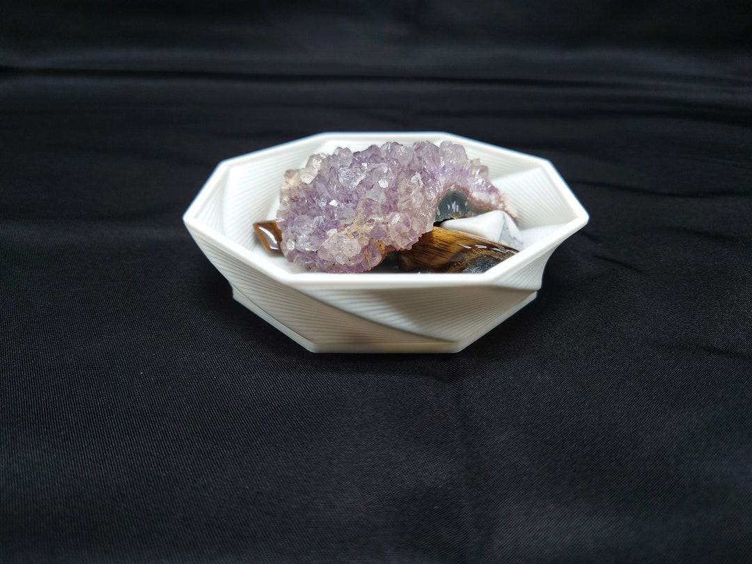 Single-twisted Helix Octagon Vortex Geometric Shallow Decorative Bowl ...