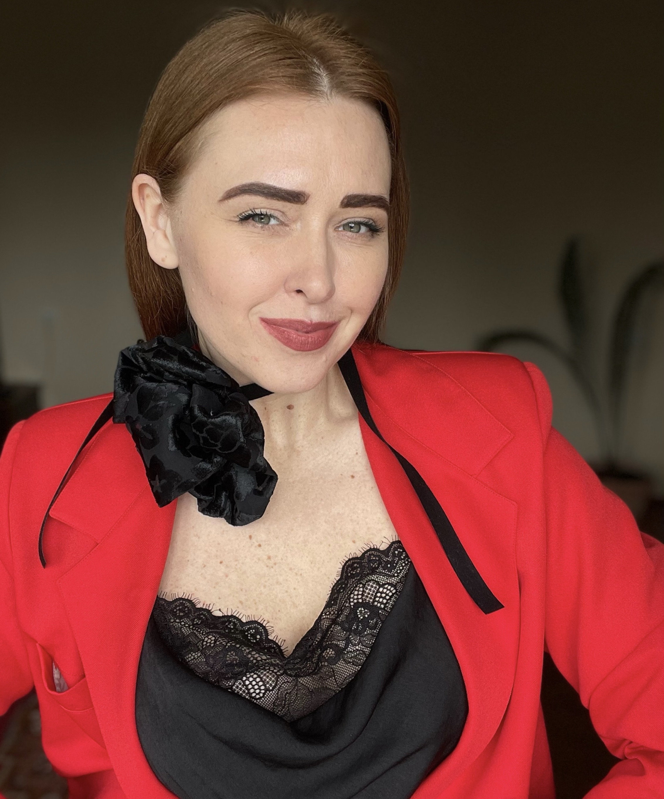 Classic Style Black Colour Handmade Necklace Beautiful Chocker Must ...