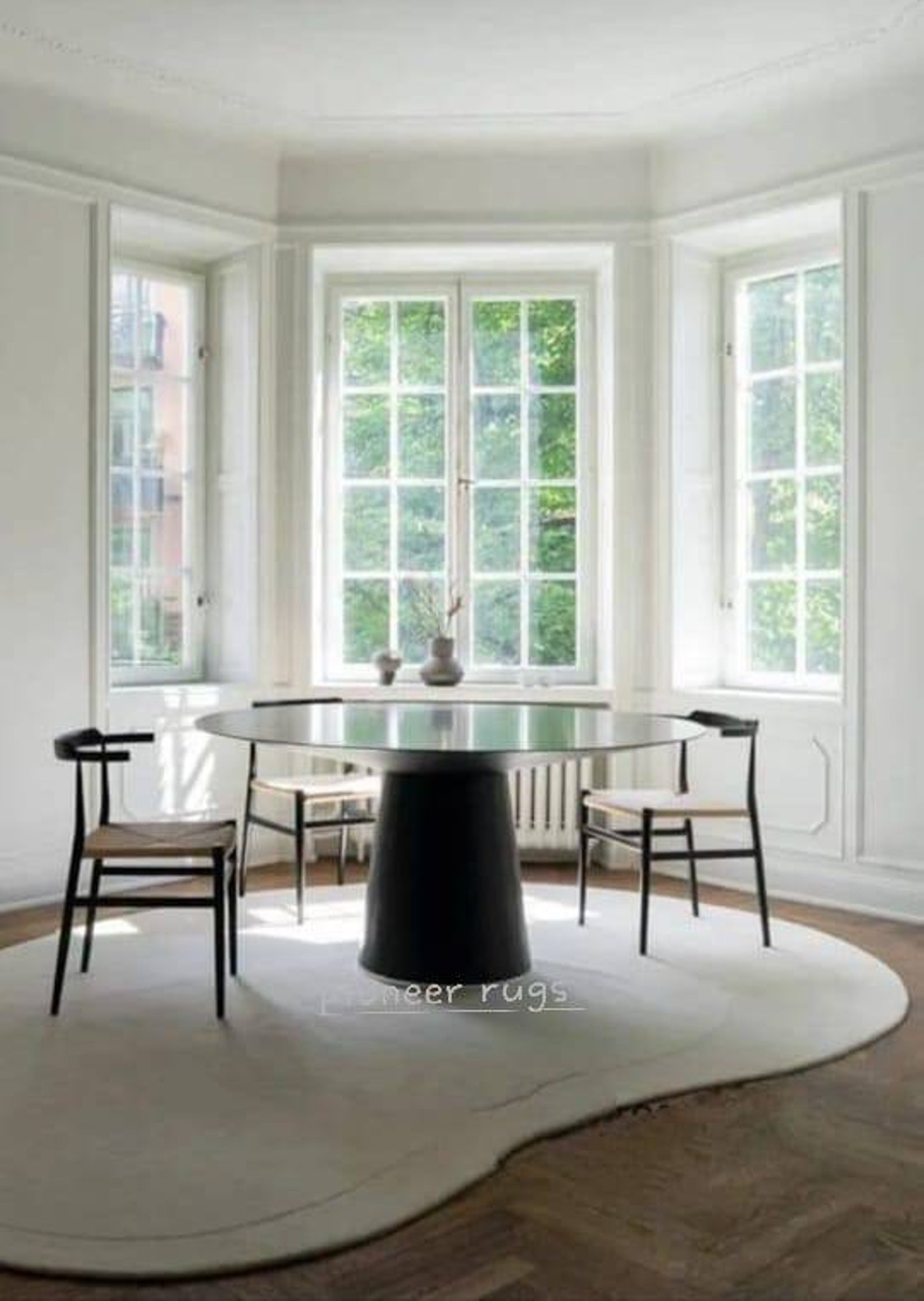 White Colour Kidney Bean Shape Fine Wool Tufted Area Rug for Bedroom ...