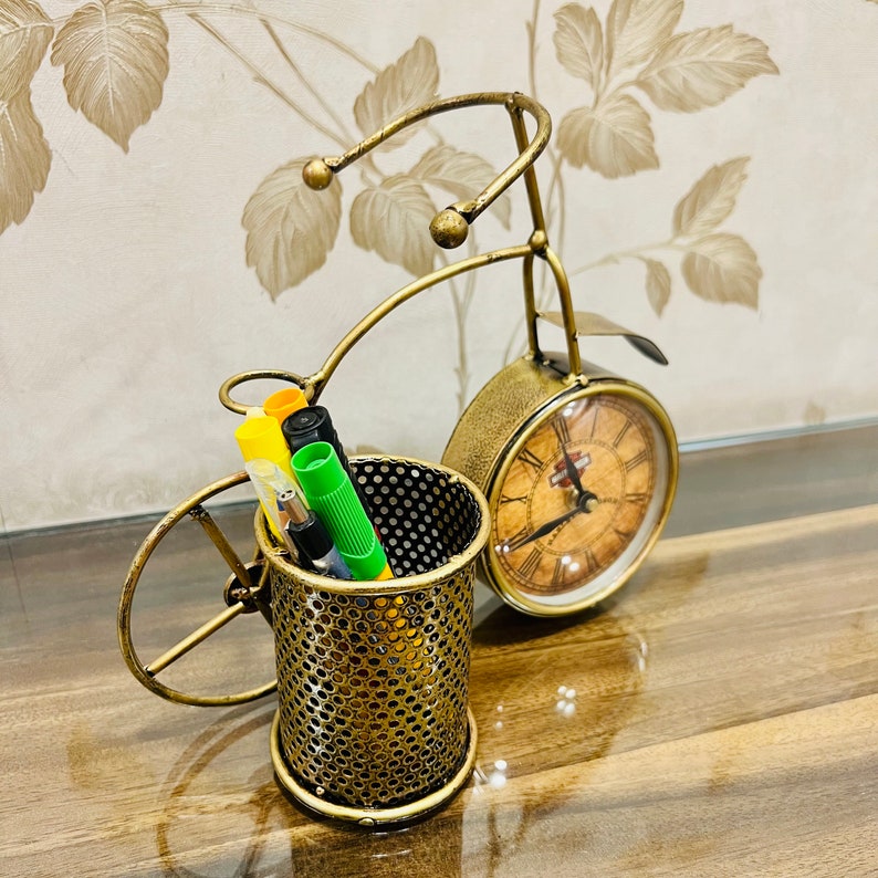 Metal Cycle Pen Stand With Clock, Tabletop, Office Desktop Storage ...